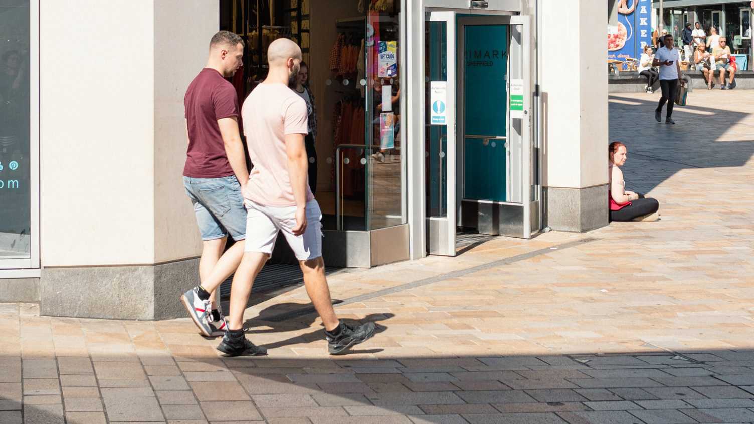 Staying safe during hot weather: the community approach | SCHARR | The ...